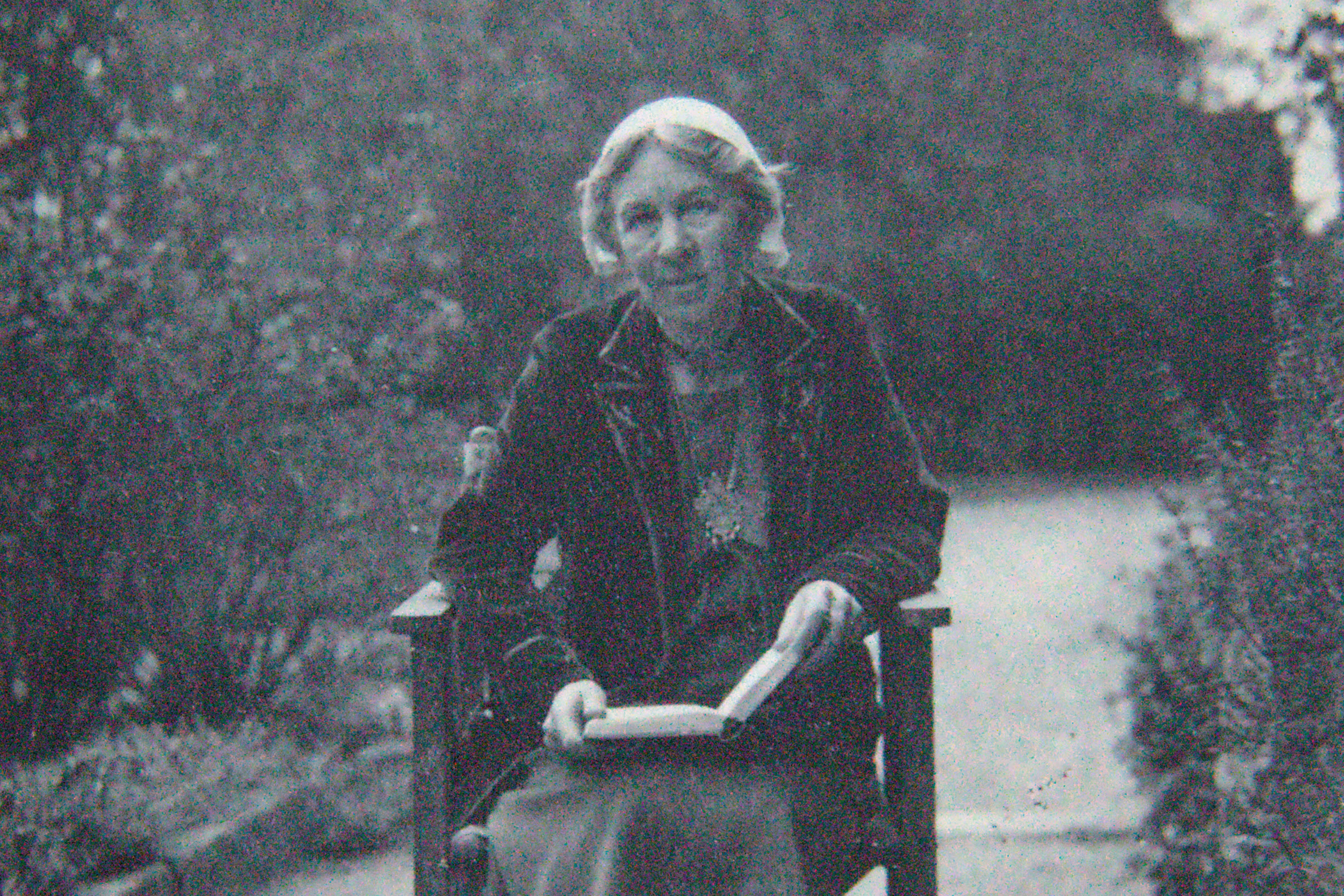 Renovaré | One Torch Lights Another - Robyn Wrigley-Carr